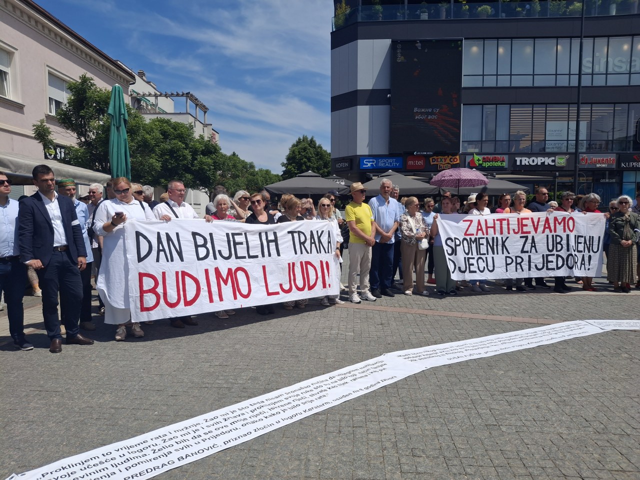 Roditelji ubijene djece Prijedora još uvijek traže spomenik ...